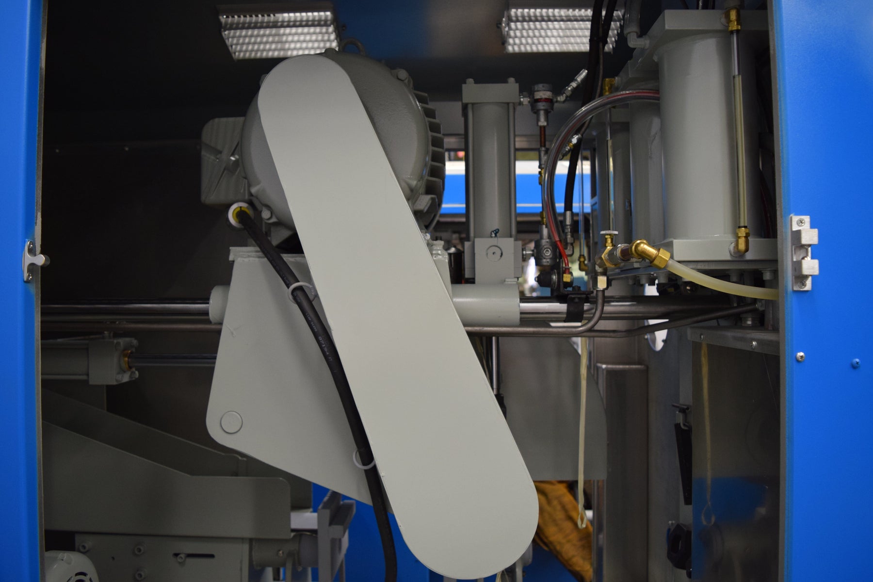 Weld Coupon Abrasive Cutter | Triangle Engineering