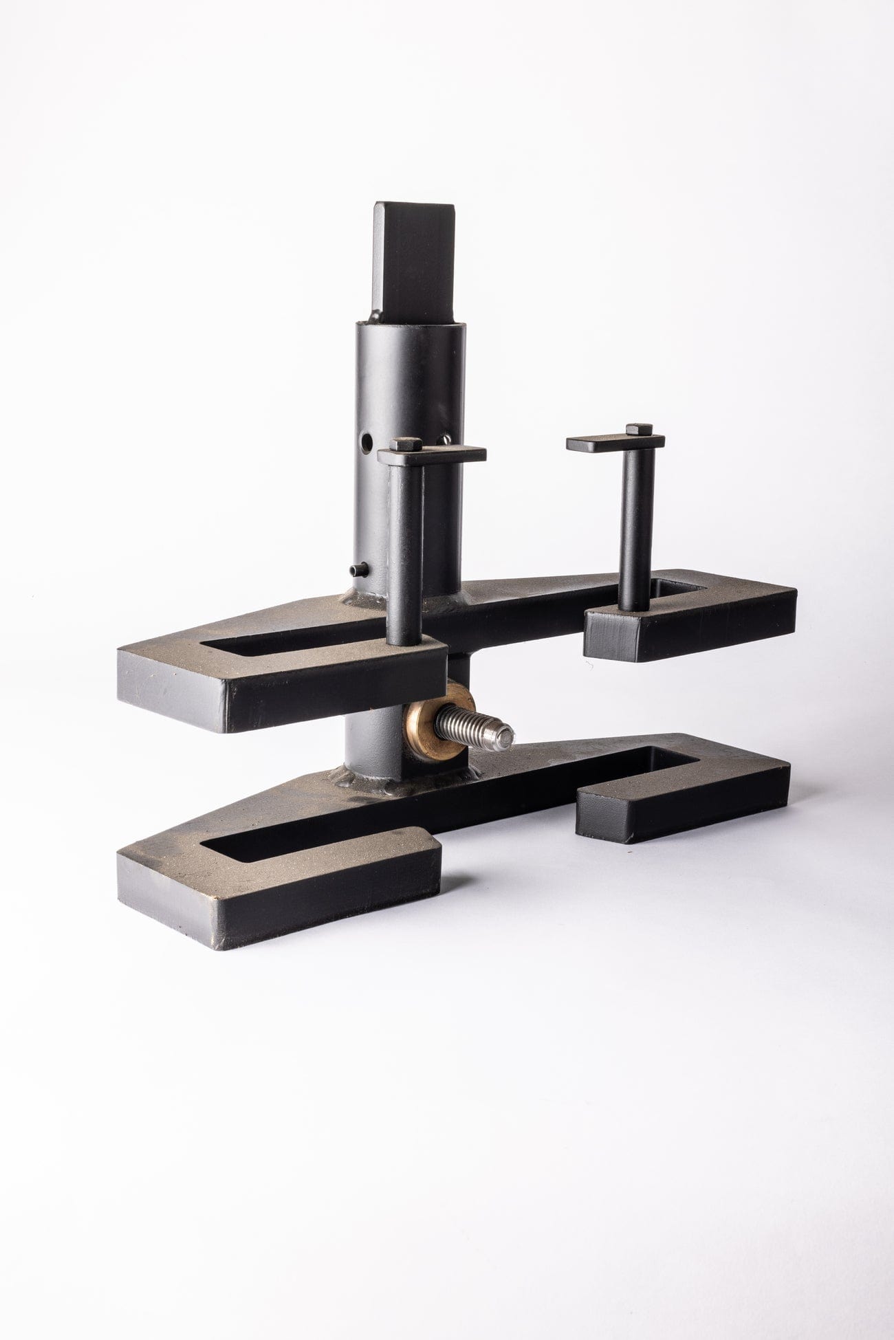 Oversized Plate Welding Fixture | Triangle Engineering